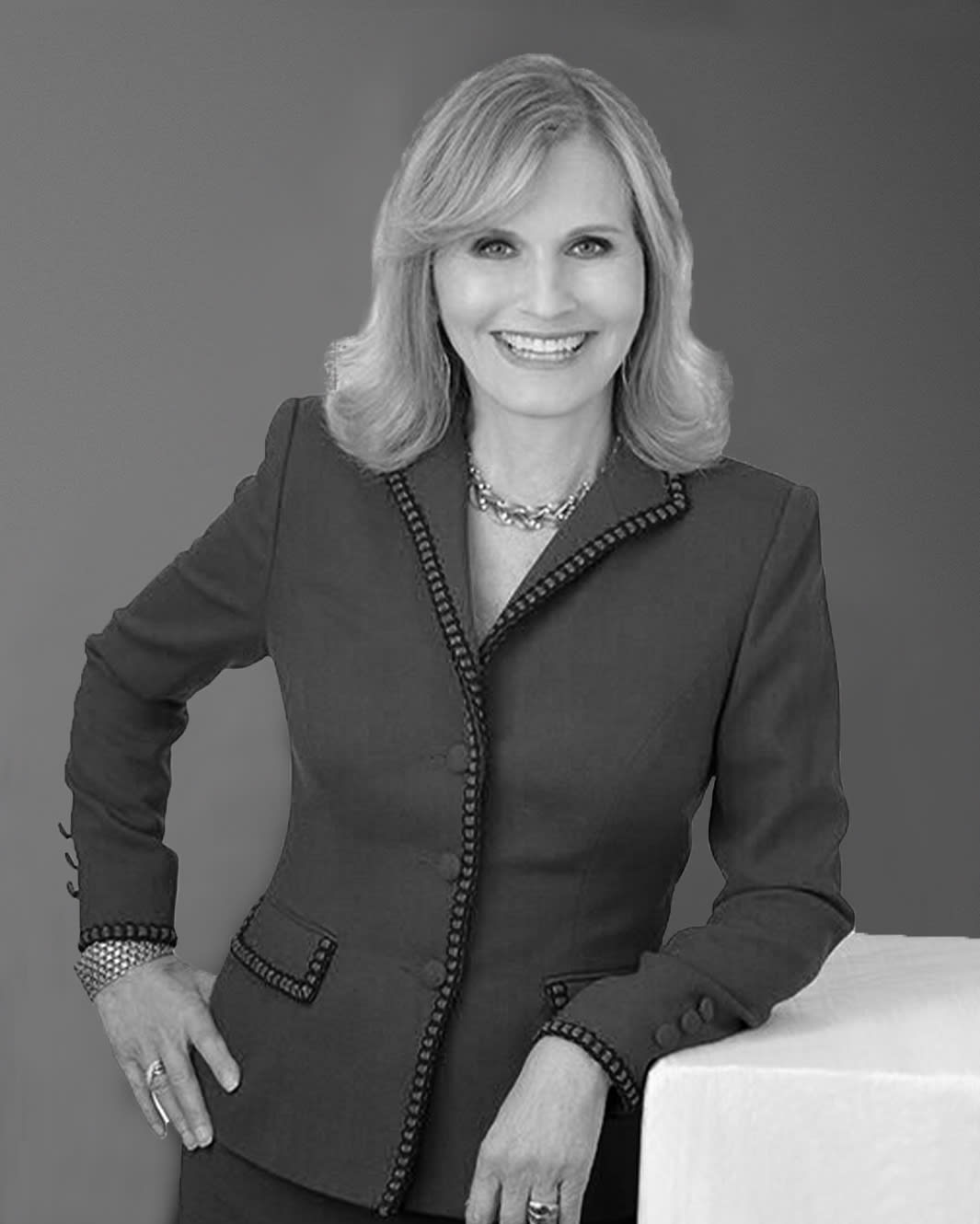 Old Associates | Carolwood | Beverly Hills Real Estate Agents