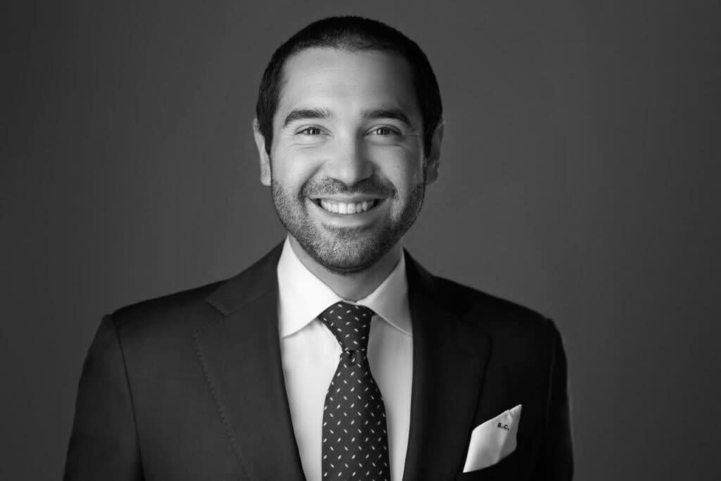 Old Associates | Carolwood | Beverly Hills Real Estate Agents