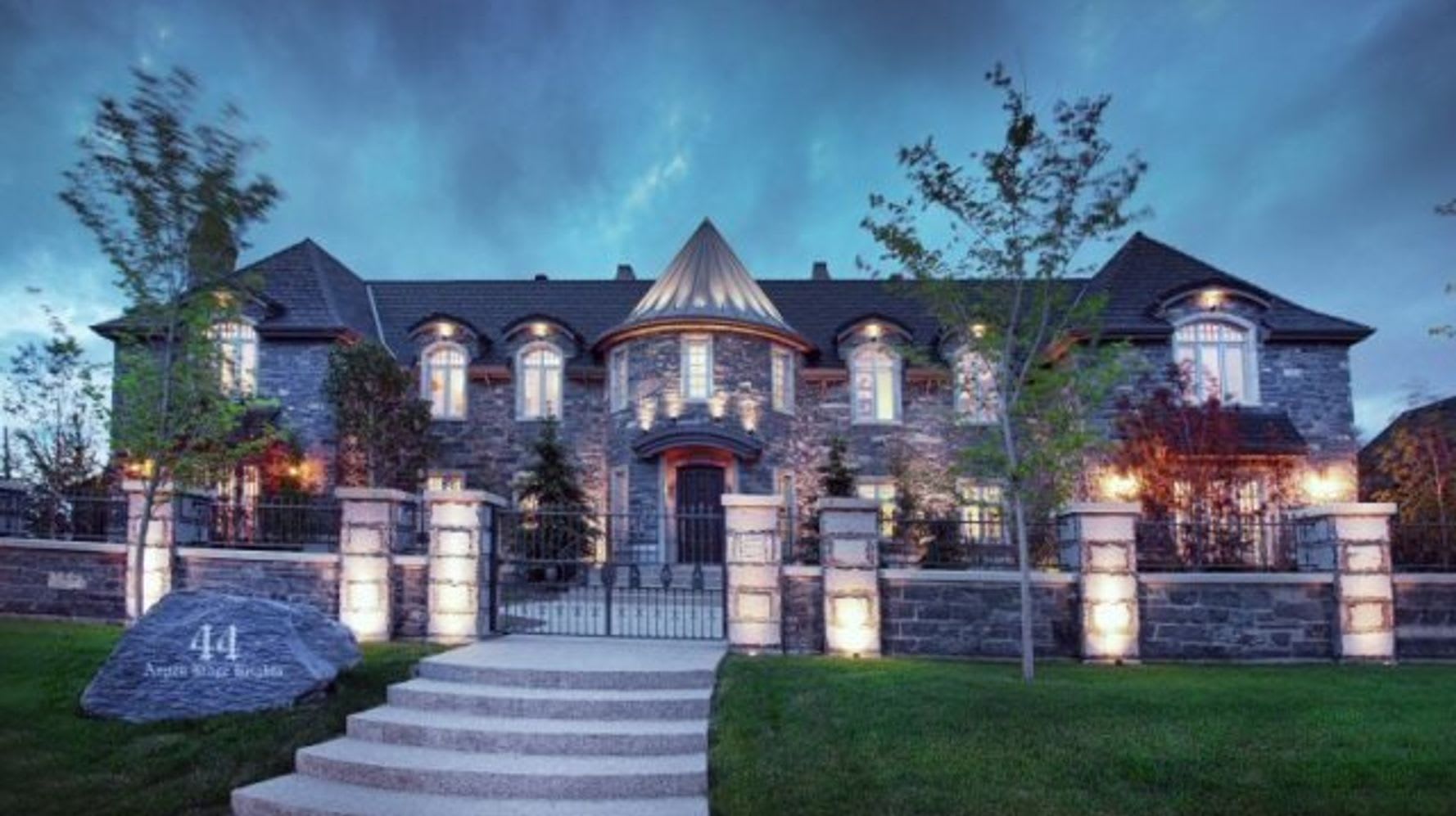 Luxury Homes in Calgary | Find Your Dream Home Today