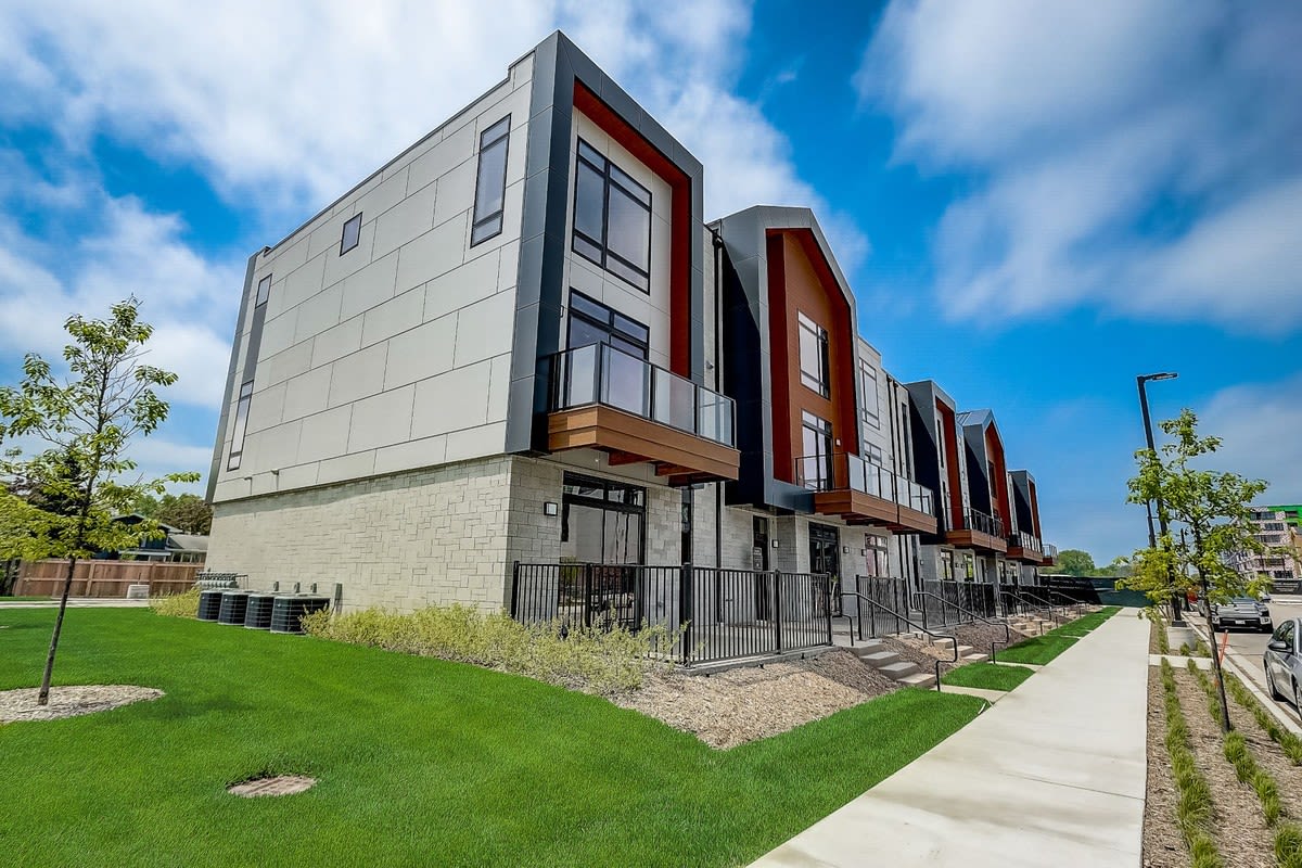 Milwaukee Real Estate Agents & Realtors | Peter Mahler Team