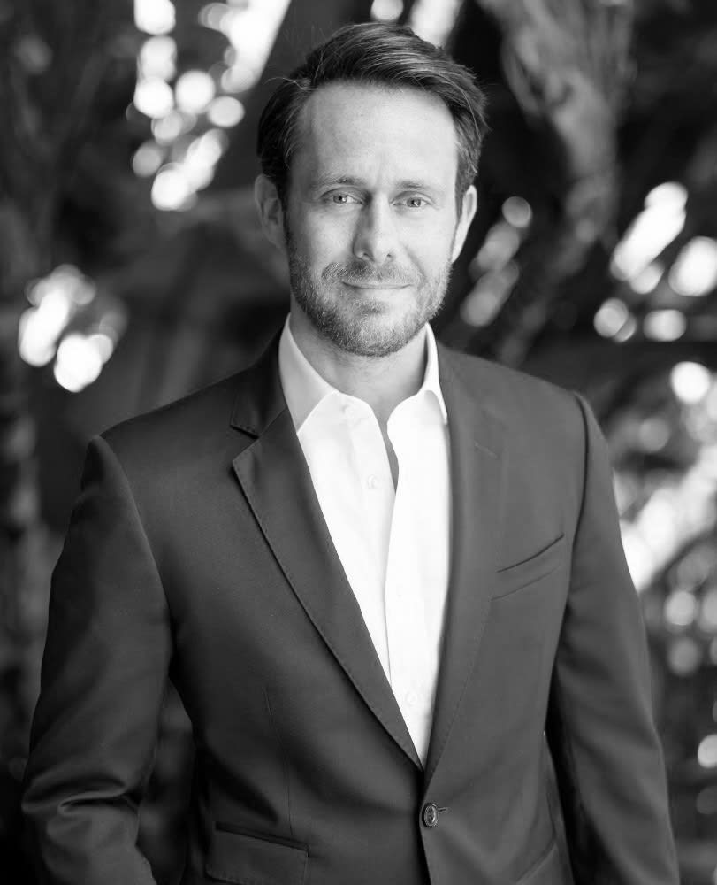 Old Associates | Carolwood | Beverly Hills Real Estate Agents