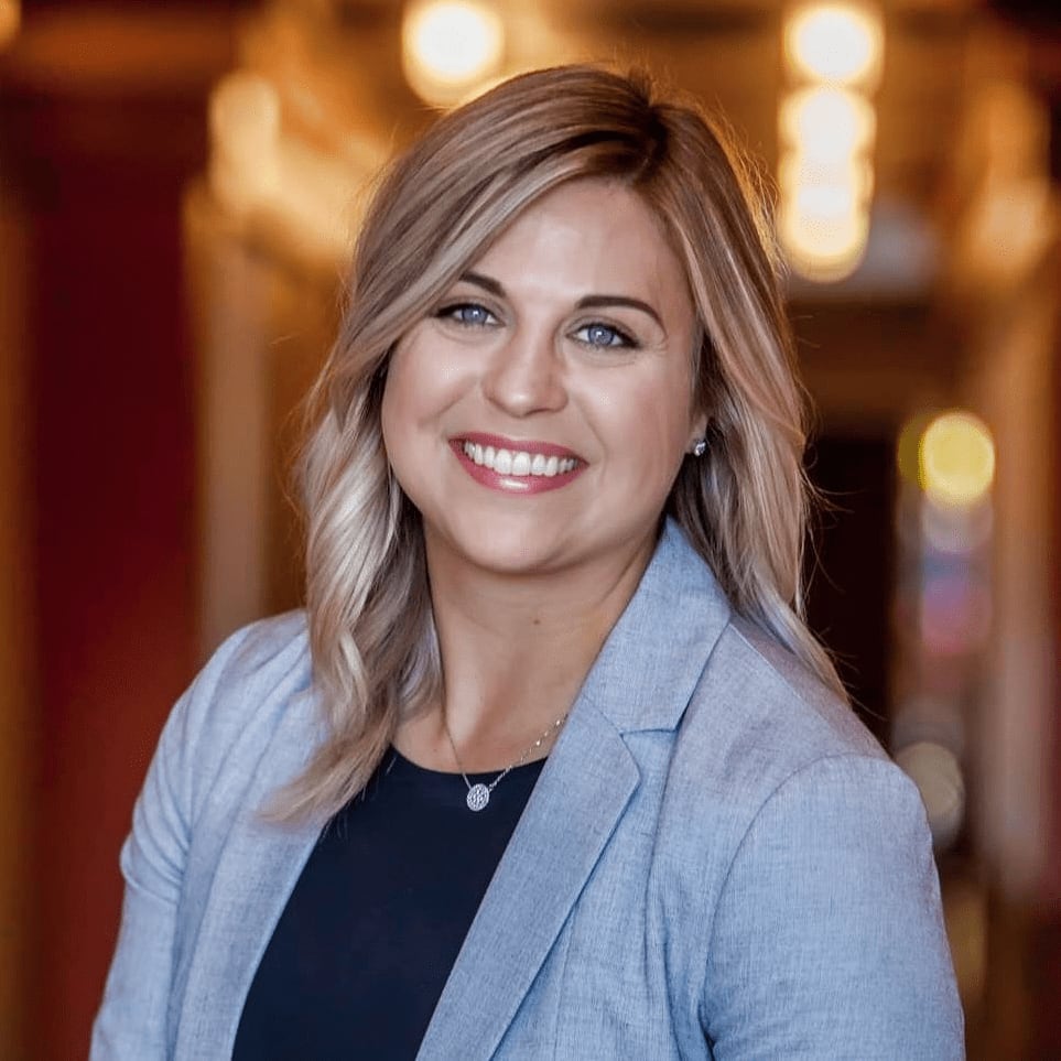 Central Oregon Real Estate Agent | Amanda Johnson