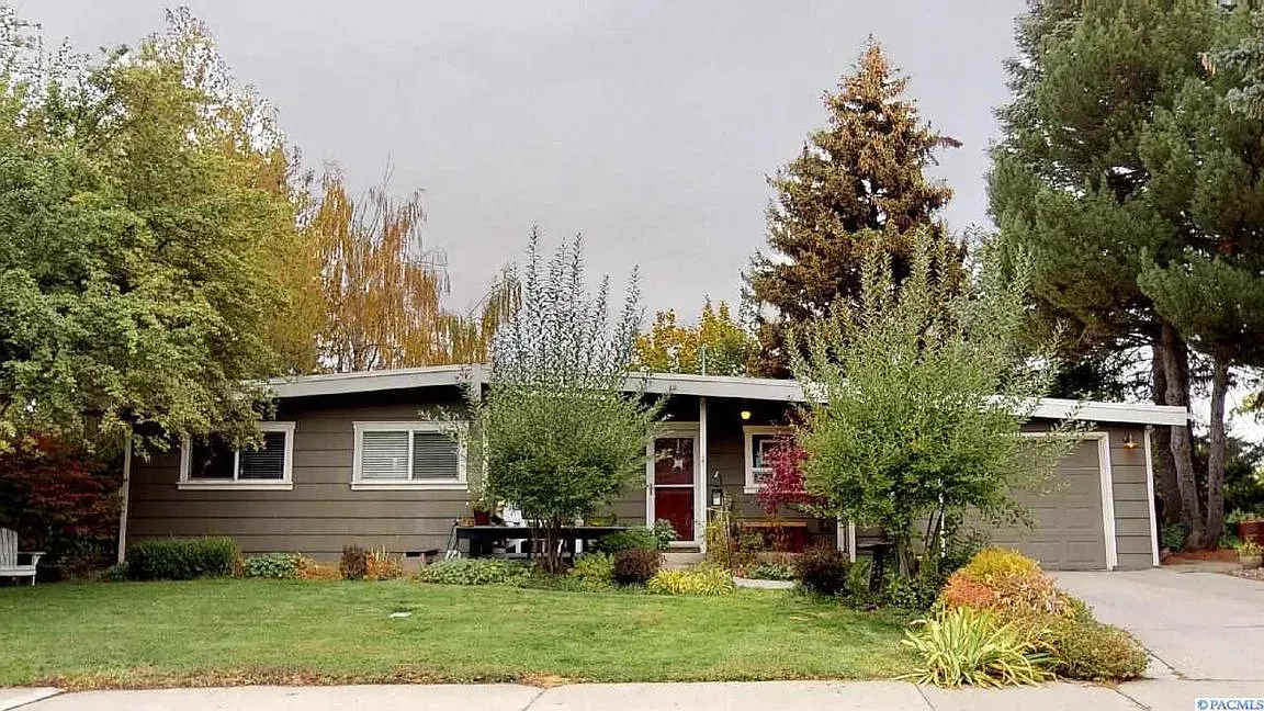 Krista Gross | Pullman, Washington Real Estate