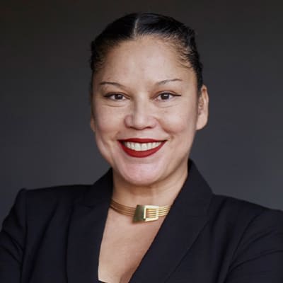 About Elizabeth Valdez | Nourmand & Associates | Beverly Hills Real Estate