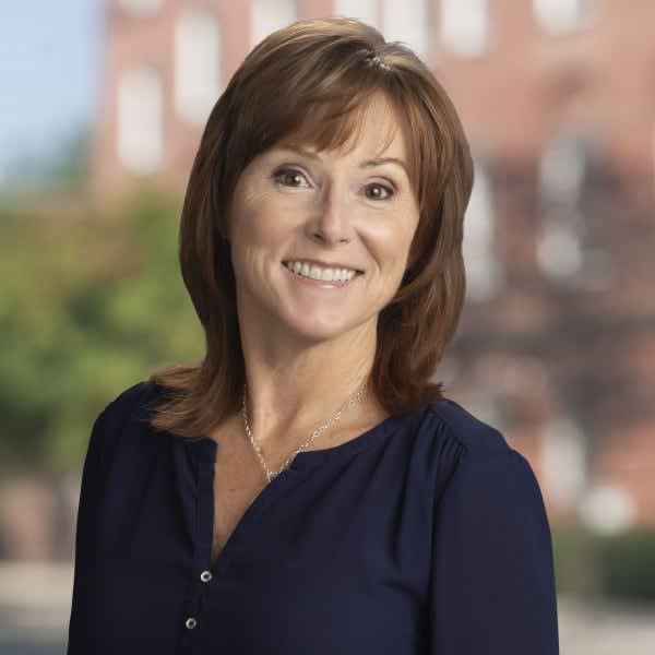 About Dawna Lambrecht