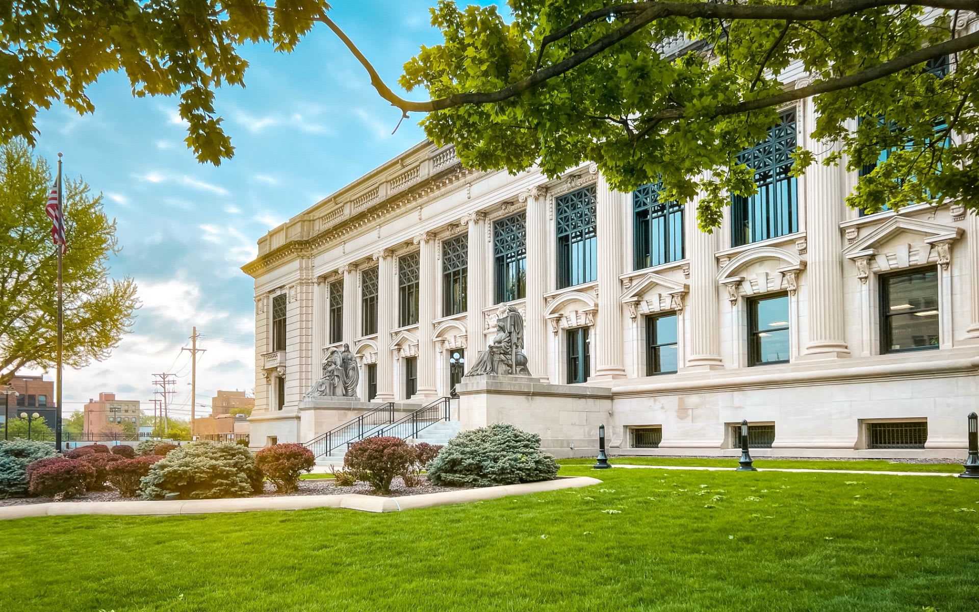 Hinsdale, IL Real Estate & Homes for Sale | Catherine Holbrook