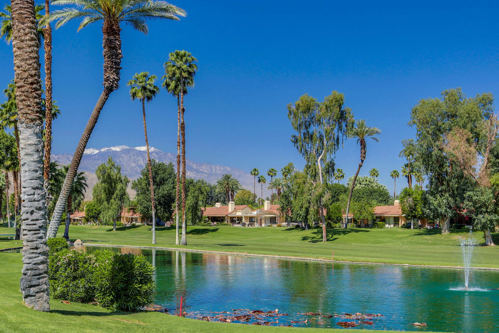 Country Clubs | The Munselle Group | Palm Desert Real Estate Professionals