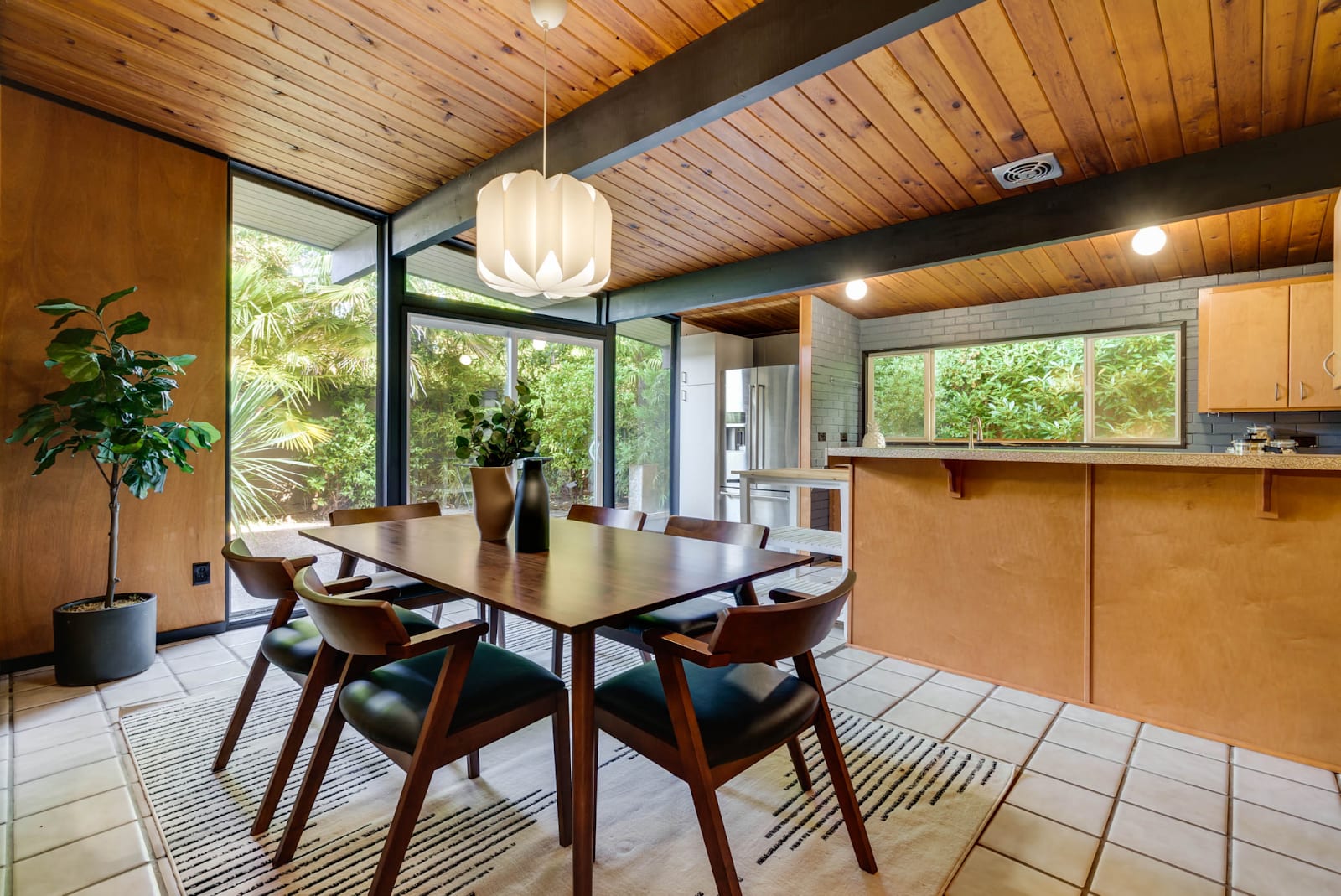 Back to the Basics: What Defines Mid-century Architecture? | Blog ...