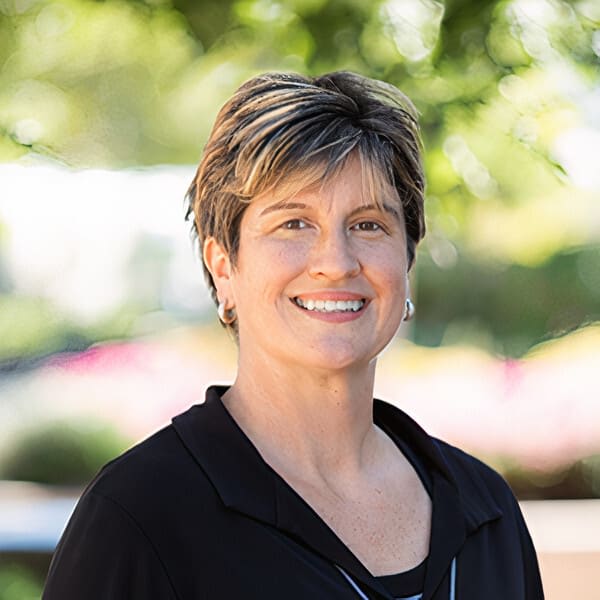 Amanda Saunders | Compass