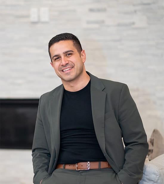 Kash Tavakoli - Your Go-To Real Estate Agent