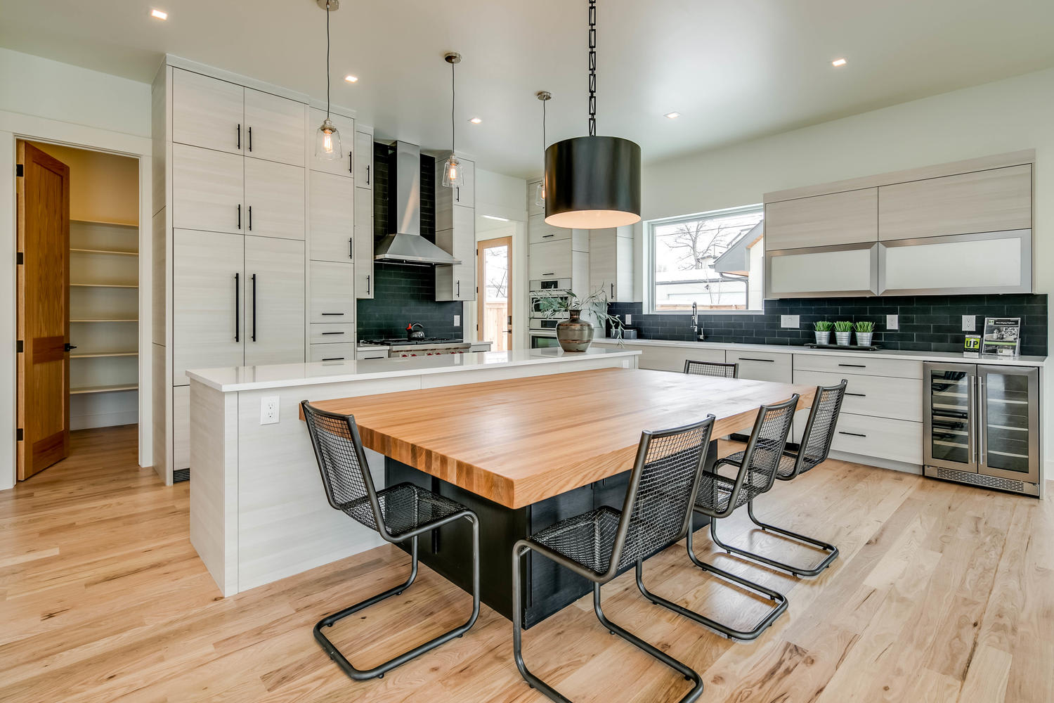 Denver Luxury Real Estate Agent | Elise LoSasso | Luxury Realtor