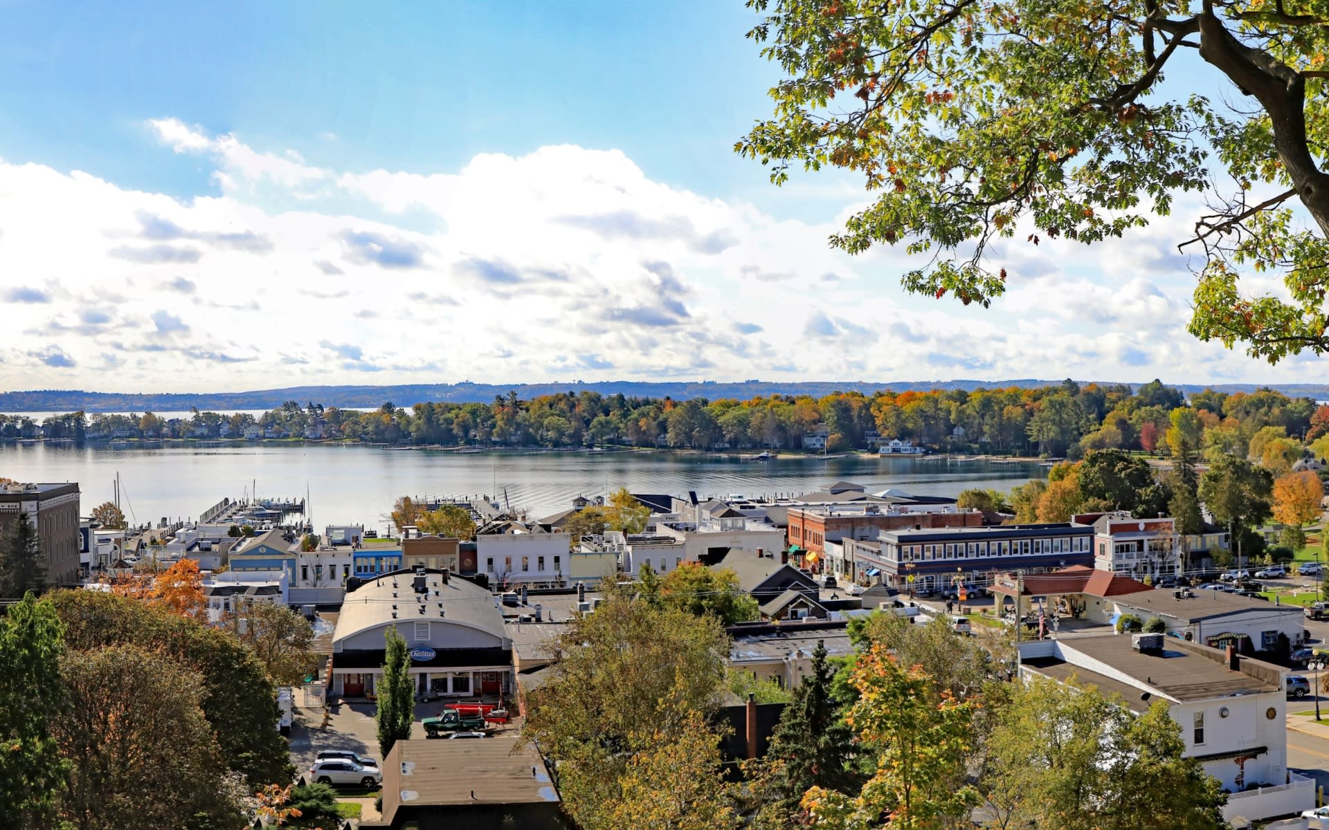 Explore Michigan Neighborhoods - A Comprehensive Guide