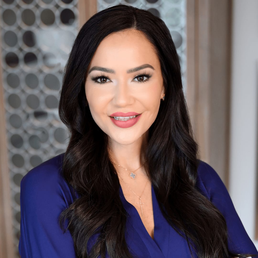 About Nicole Freer | Houston Real Estate Team