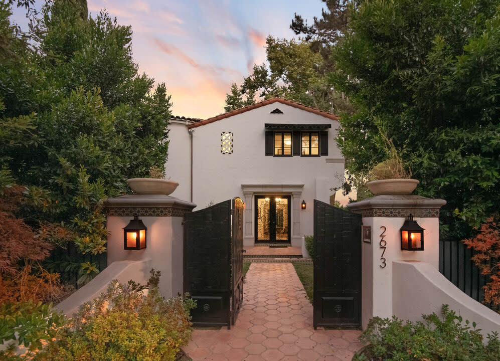 Brett Lawyer - Top Beverly Hills Real Estate Agent