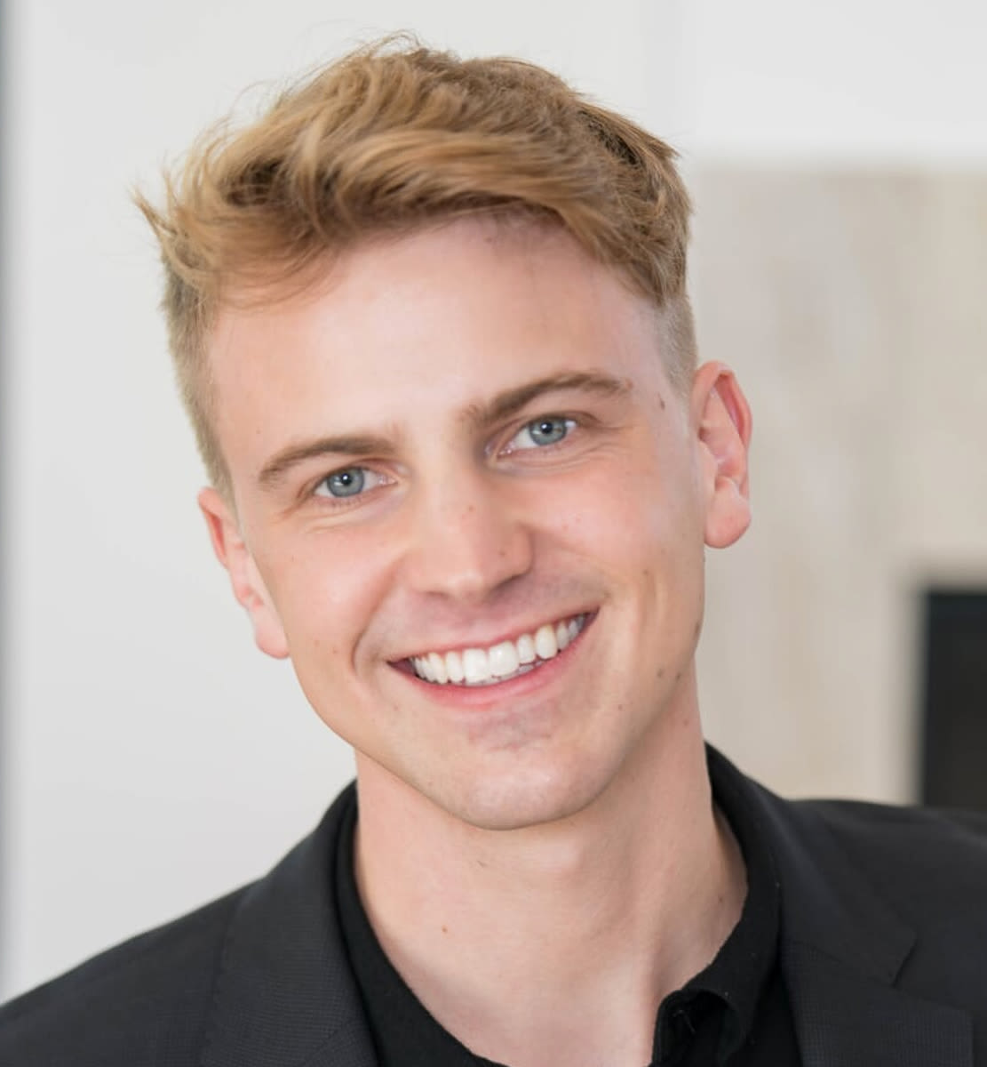 Meet The DH Citadel Real Estate Team of Deepak Hemrajani