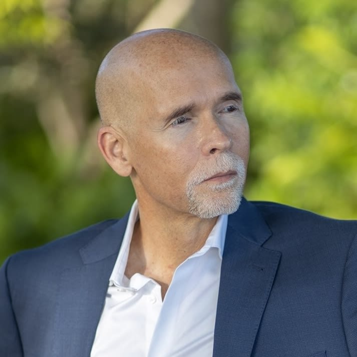 About Mauricio J. Barba | Coral Gables Real Estate Agent & Realtor