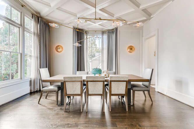 Jessica Li | Luxury Real Estate Agent