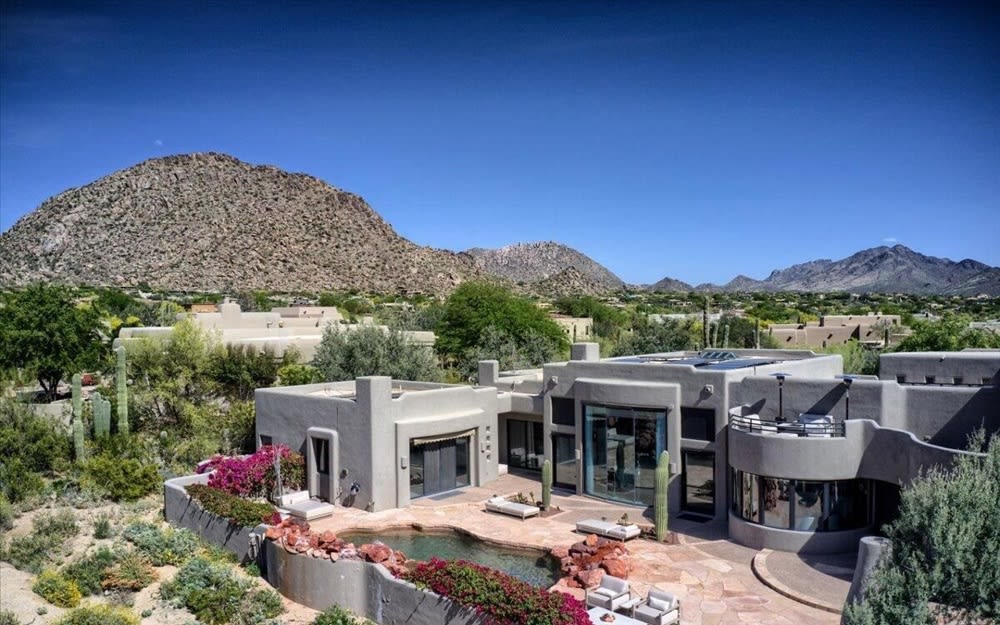 Should You Live in a Scottsdale Golf Course Residence? | Blog