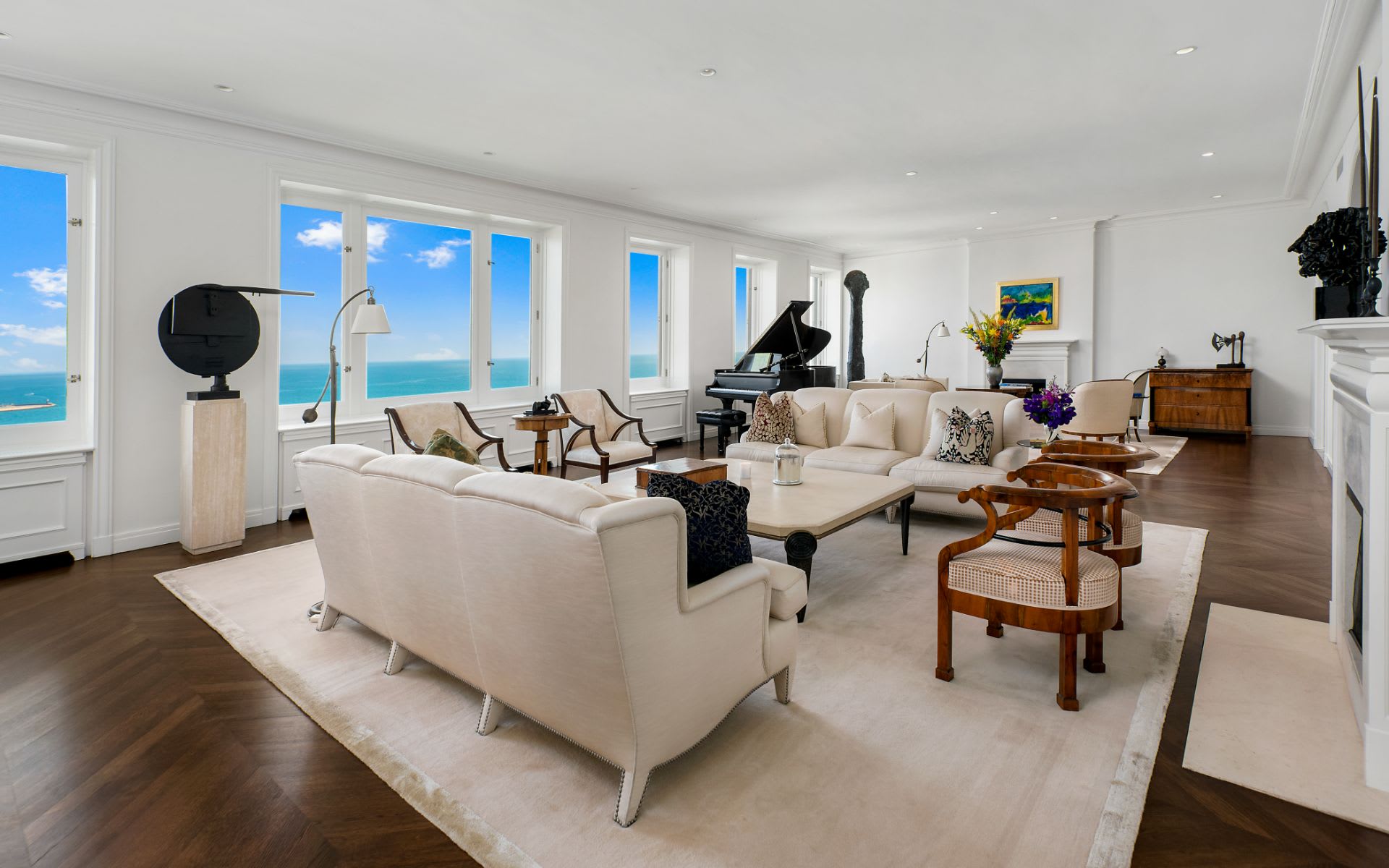 209 E. Lake Shore Drive, Unit 14 | Jeff Lowe
