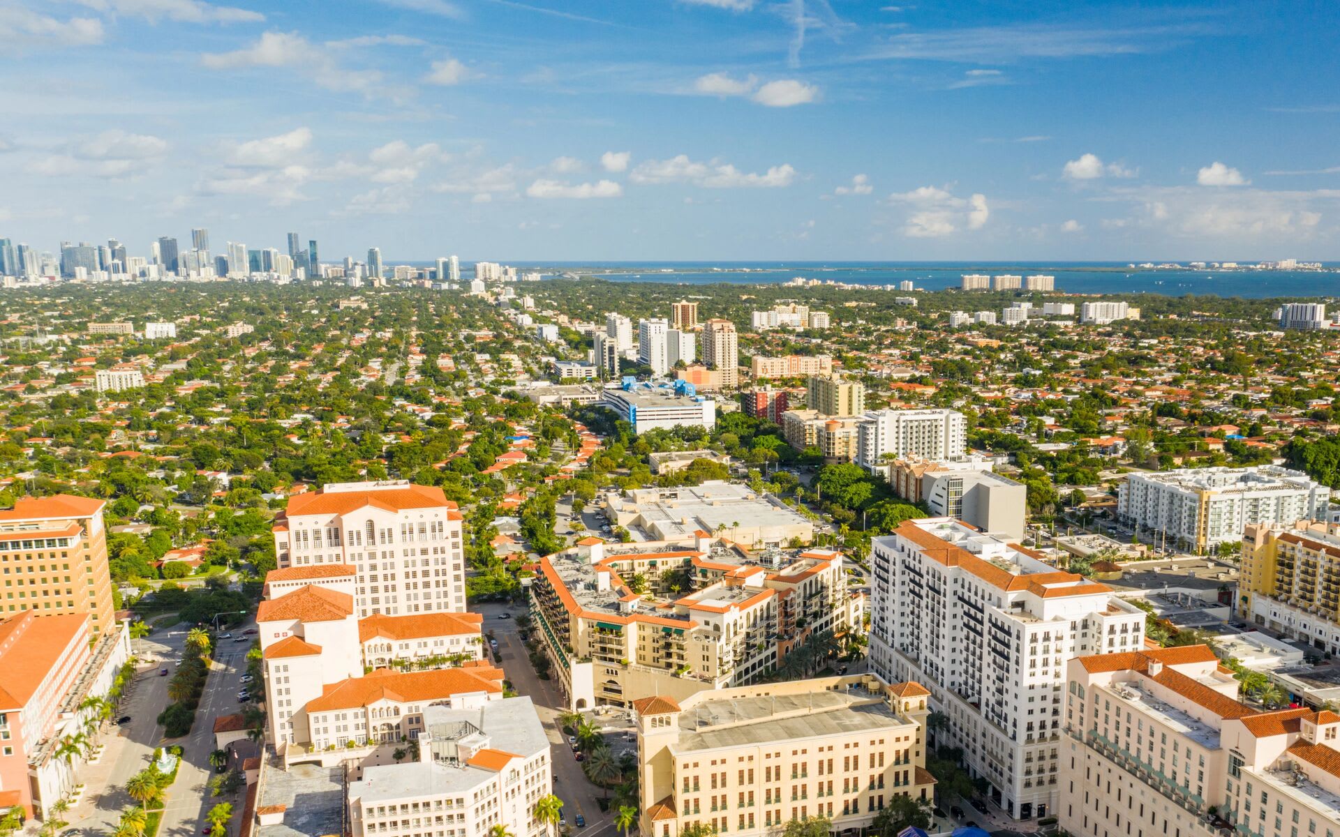 Explore Florida Neighborhoods | Oscar Arellano Team