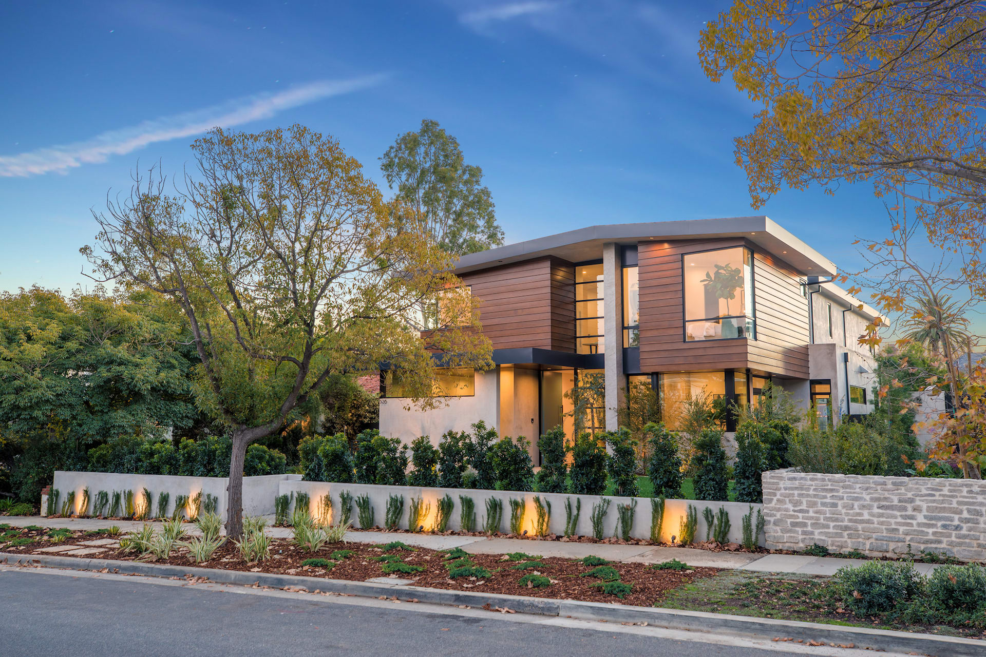 Featured Sales | The Cindy Ambuehl Group