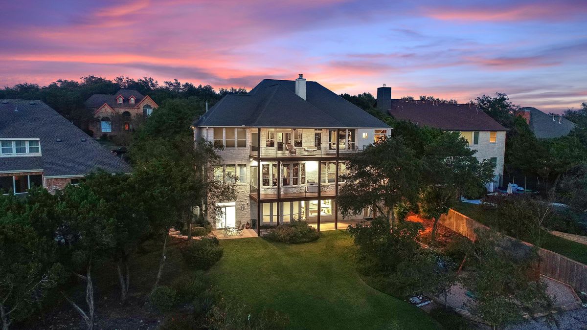 Jester/Canyon Ridge | Susan Barringer | Austin Real Estate Agent