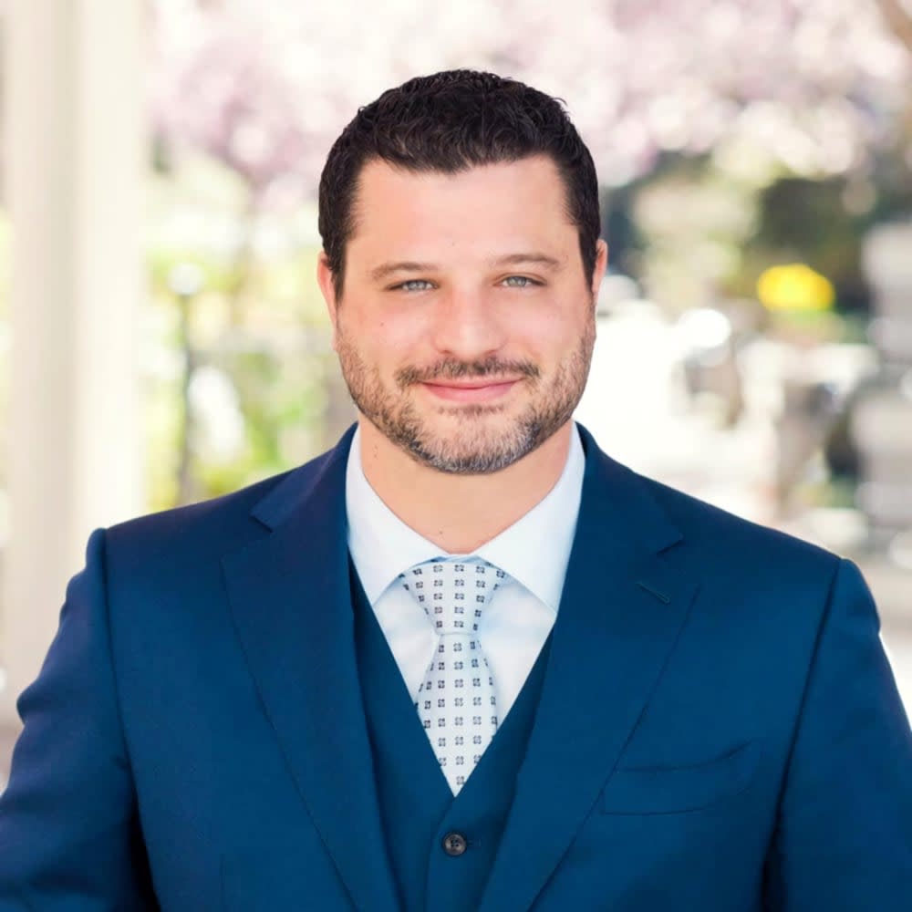 About Gregory Cohen | New York Real Estate Agent