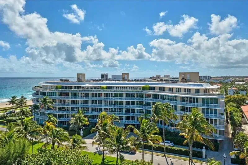 One Royal Palm Way Palm Beach | Neighborhood Guide