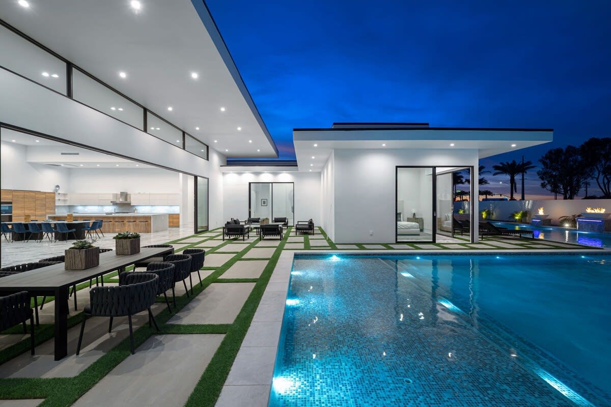 Bravo Estate | Indio, CA