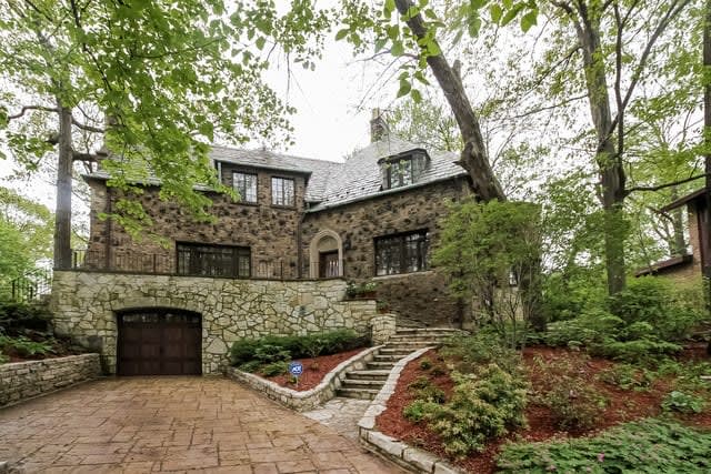 Beverly | Neighborhood Guide | Town Realty Chicago