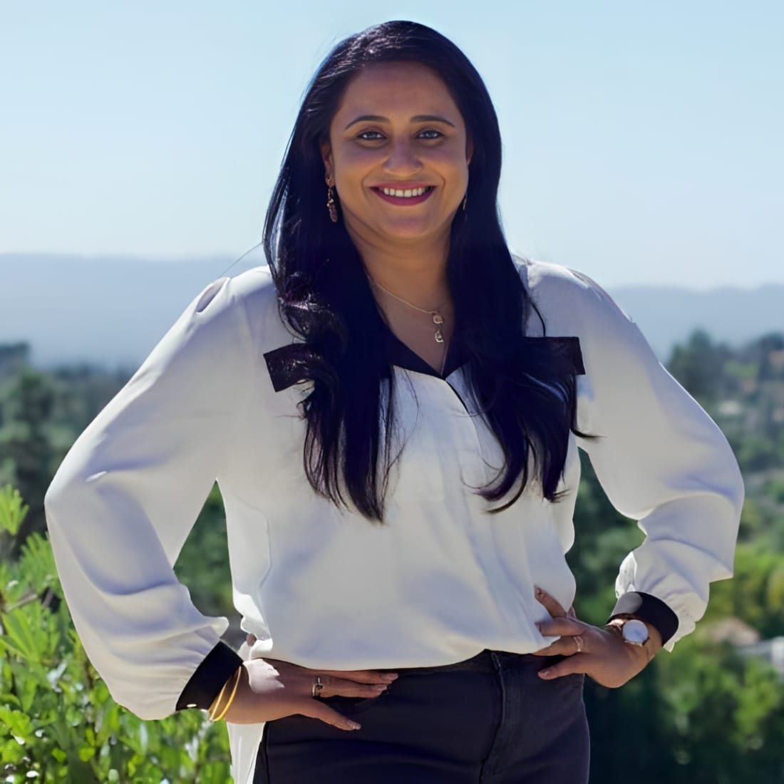 Swarna Sells Homes | Los Angeles, CA Real Estate Agent