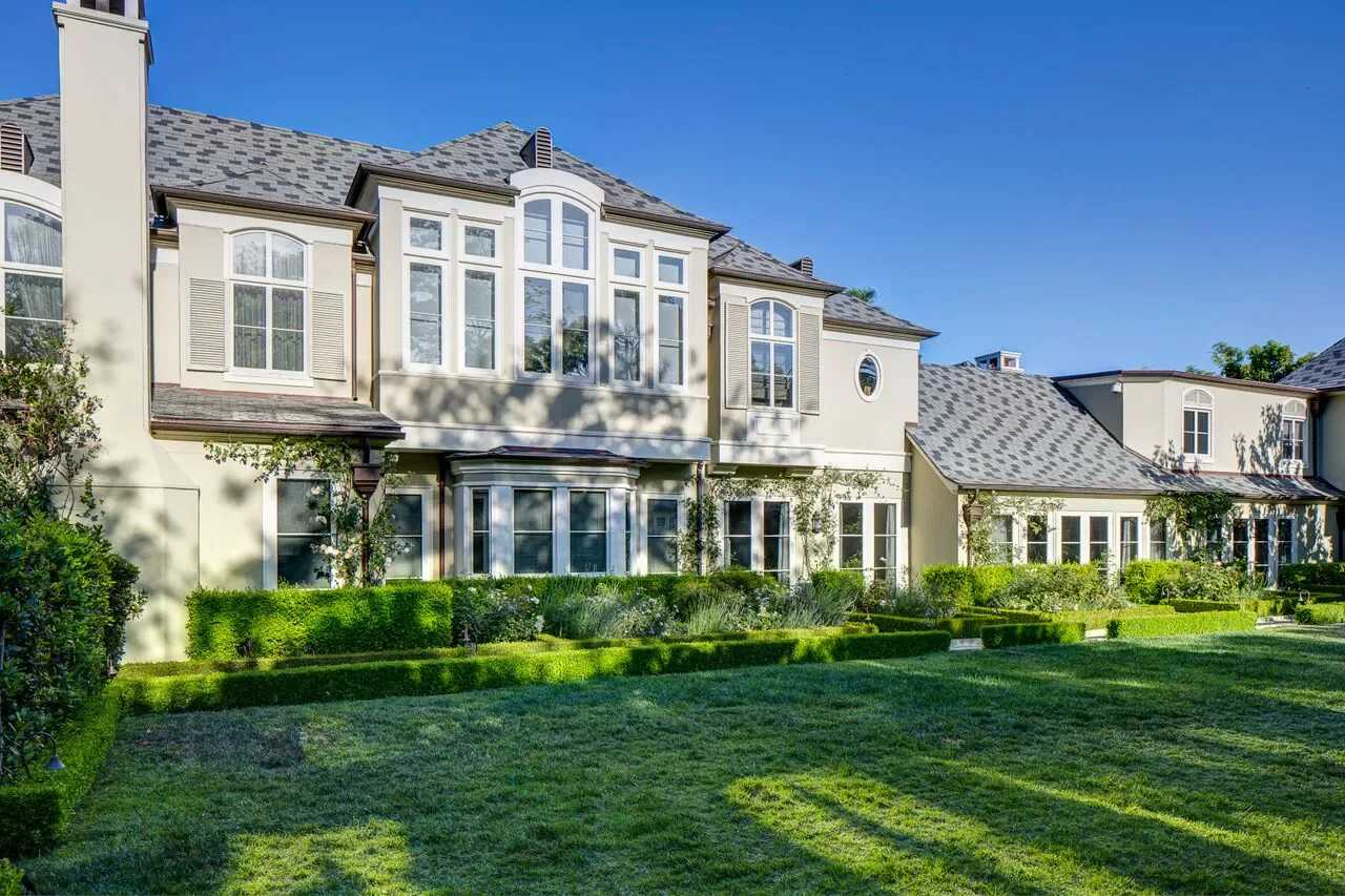 755 N Bonhill Rd | 90049 | 7 Beds, 11 Baths