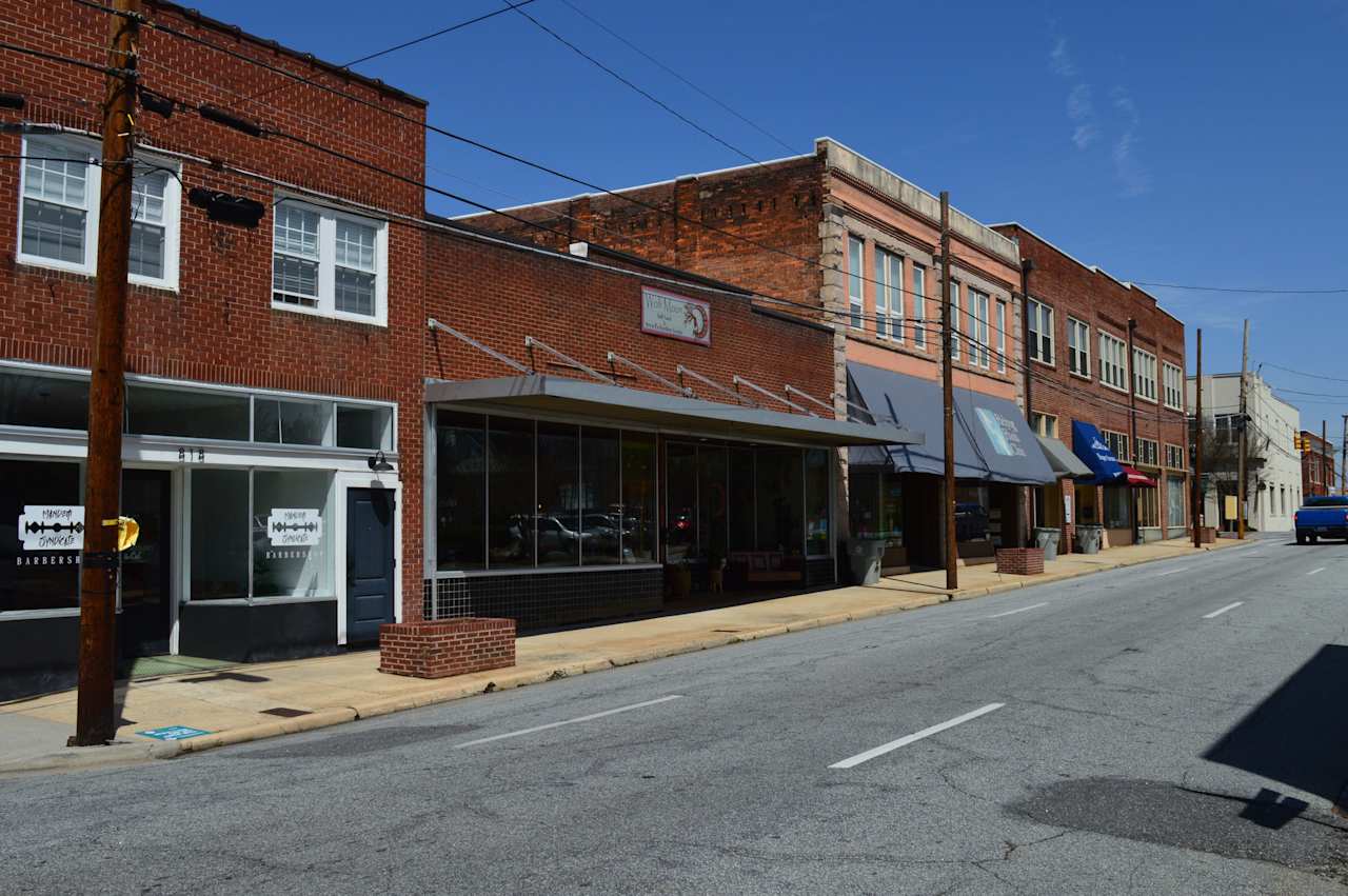 Lenoir | Community Guide