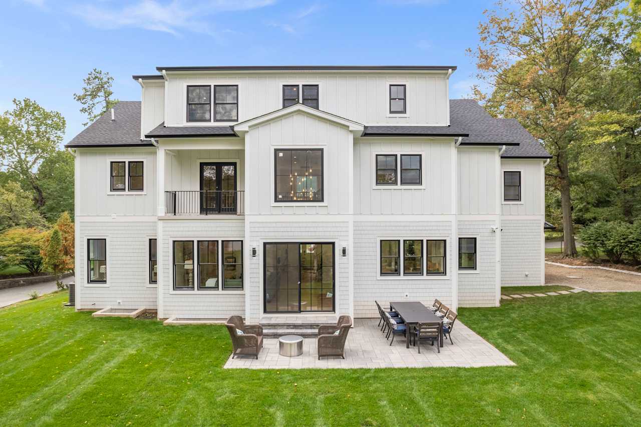 6 Great Oak Dr | Richa Garg | Short Hills Real Estate Agent