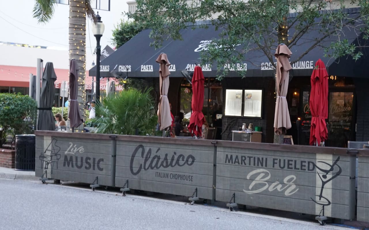 Downtown Sarasota | Neighborhood Guide | Wendy Egan