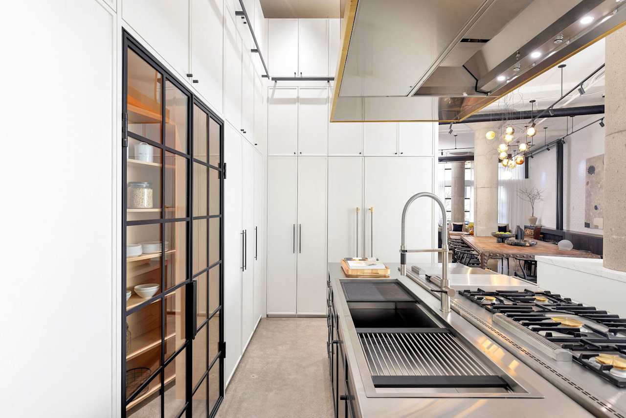 90 Sumach Street 304 & 305 | Toronto, ON, M5A4R4 | Lofty Luxury ...