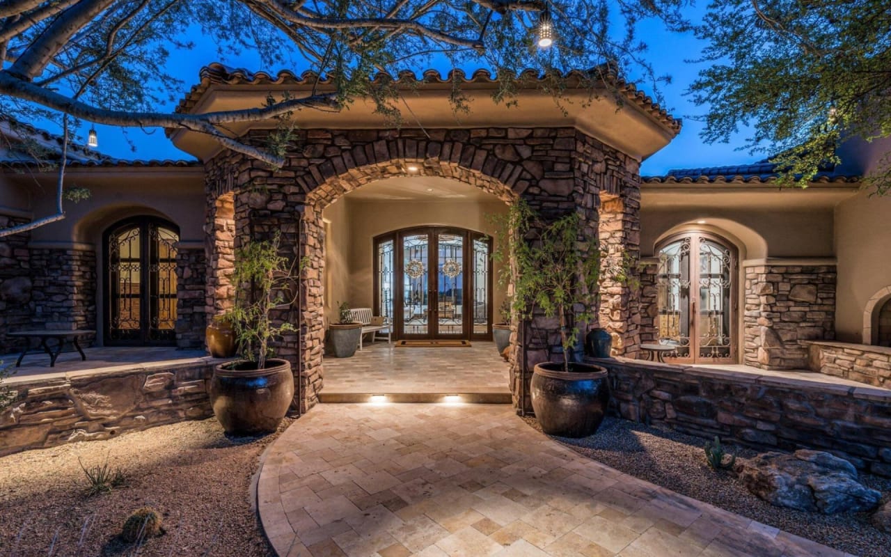 How to Market Ultra-Luxury Properties to Int'l Buyers