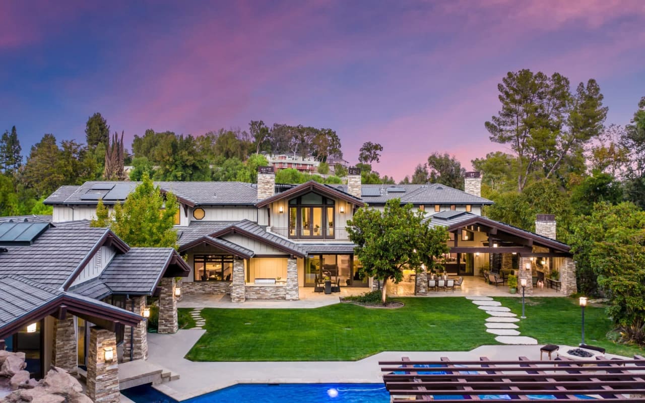 6 Jaw-Dropping Amenities in Luxury Calabasas Homes
