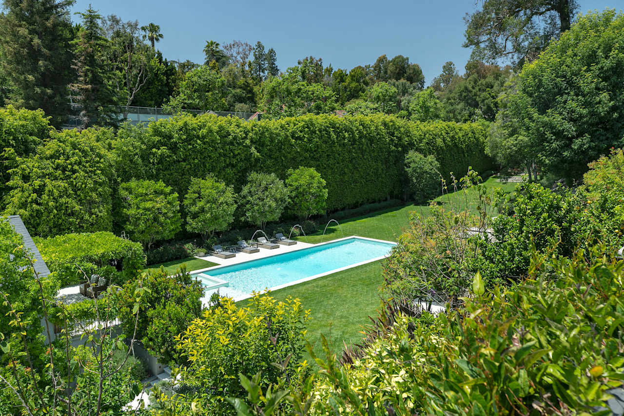 Drew Fenton - Luxury Real Estate Agent in Beverly Hills