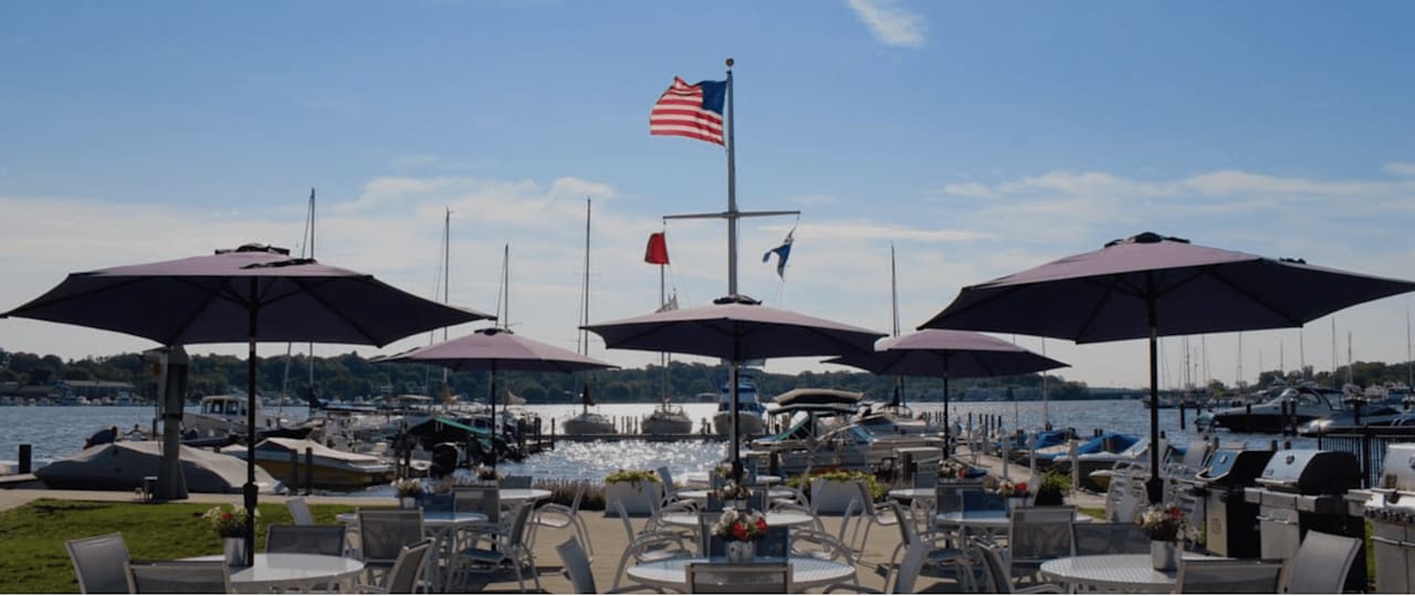 Jackson Matson | Luxury Lakefront Expert