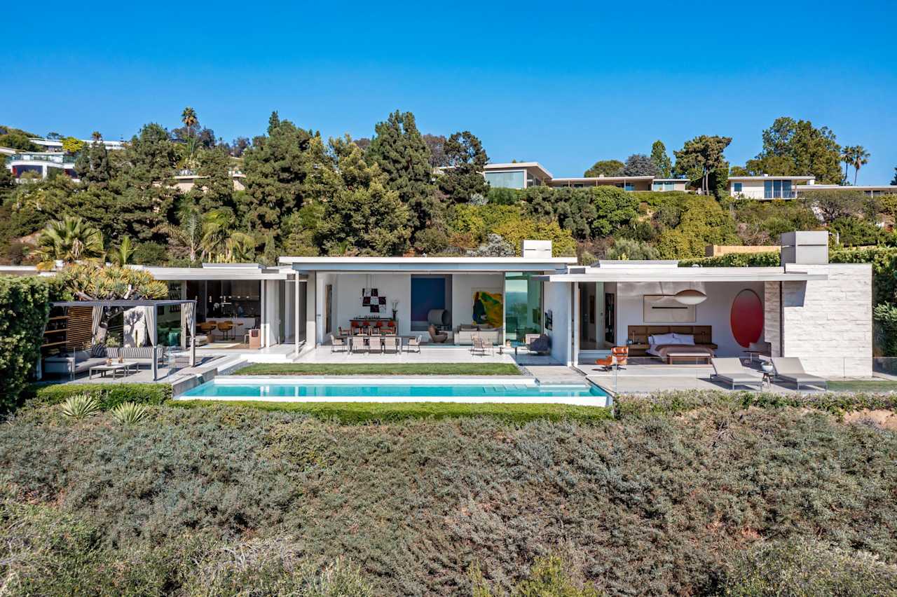 Drew Fenton - Luxury Real Estate Agent in Beverly Hills