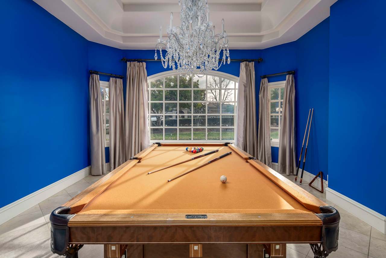 THE ICONIC FAIRBANKS RANCH LIFESTYLE - Brizolis | Janzen & Associates