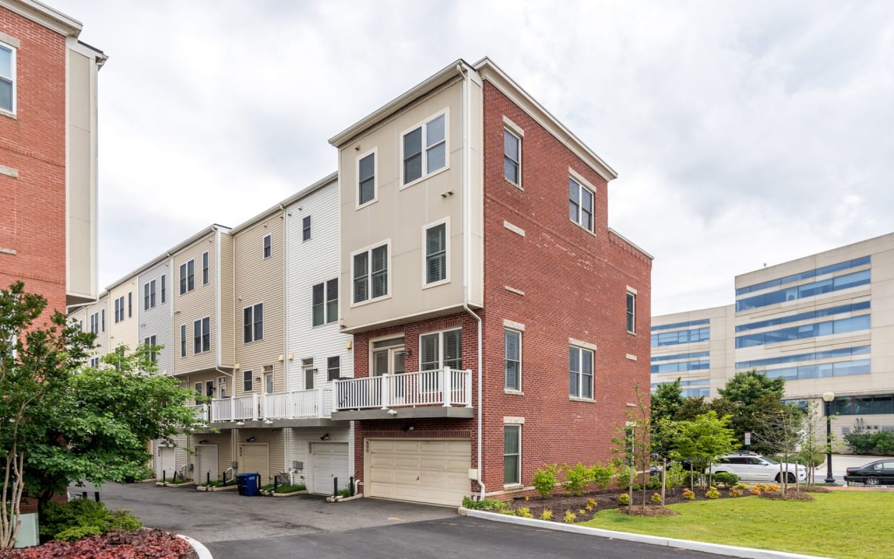 800 3rd St SE | Andrew Turczyn | Washington Real Estate Agent