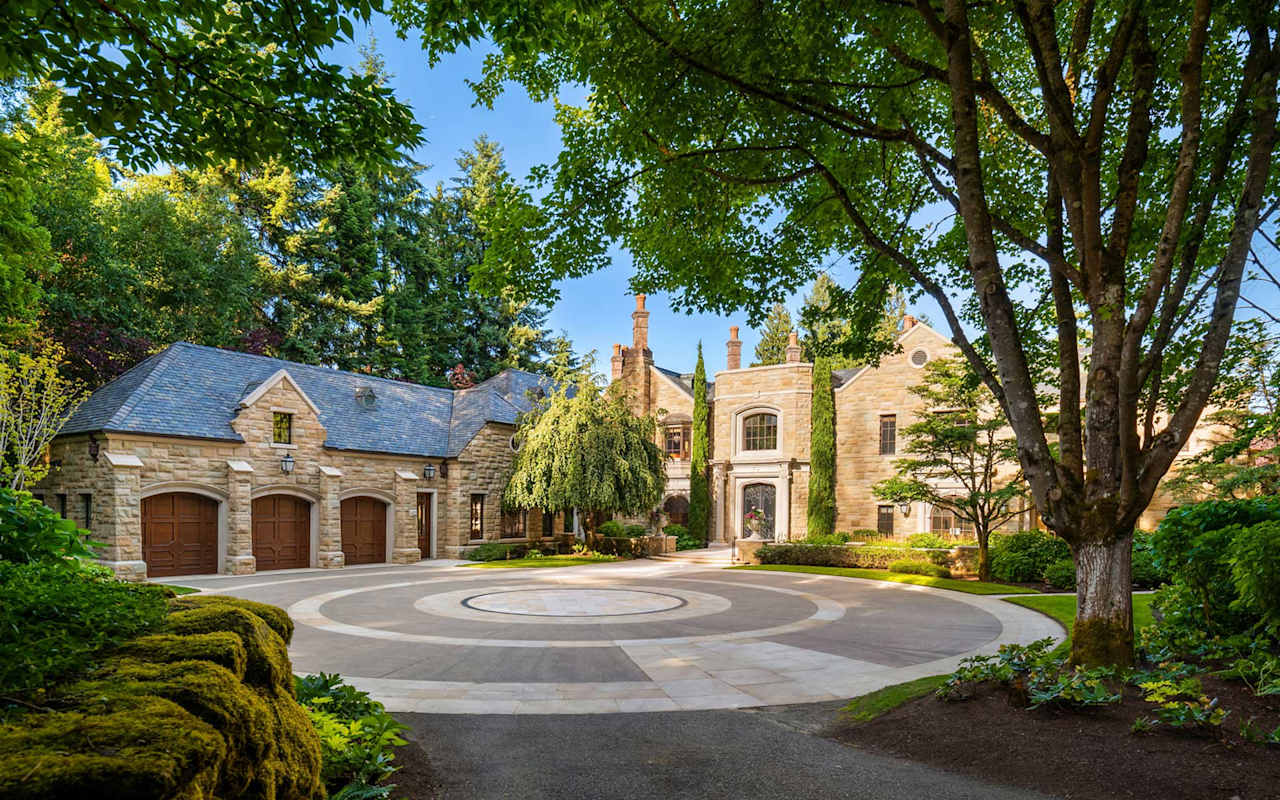 The Estate on Hunts Point | Team Foster