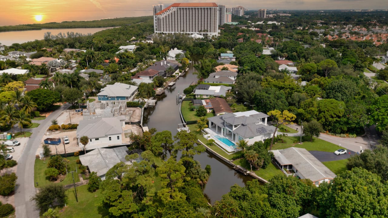 Neighborhood || Seagate