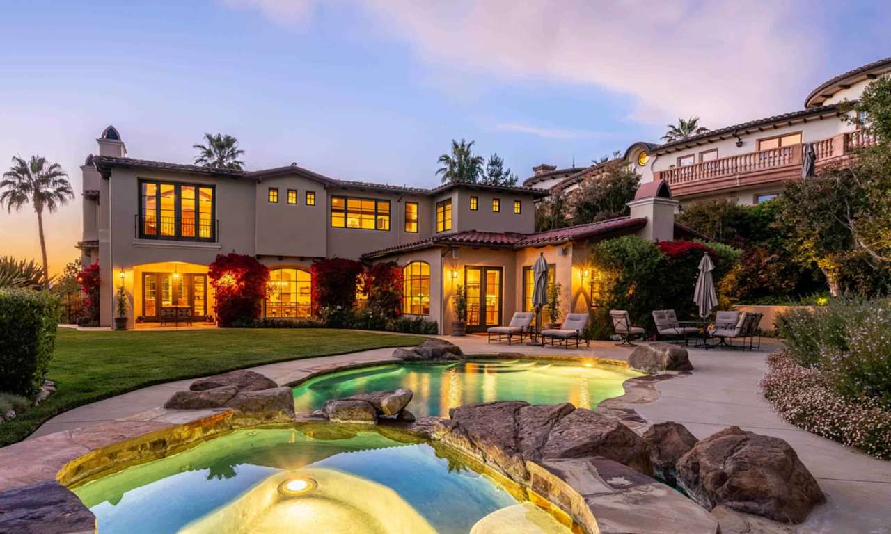 MLS listings in Los Angeles. Top Realtor #5 in California # 10 in US