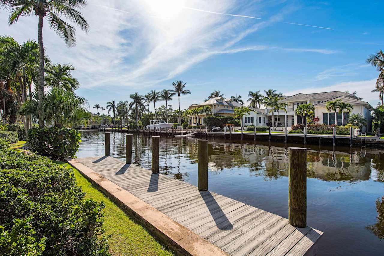 1990 7th St S | Naples, FL 34102 | 3 Beds, 3 Baths | Michael G. Lawler ...