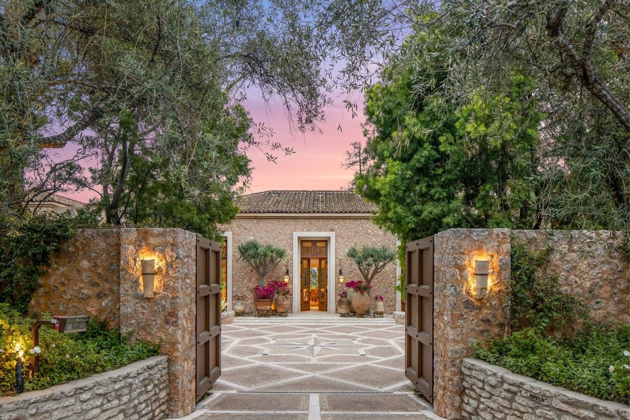 Exclusive Listings | Carolwood | Beverly Hills Real Estate