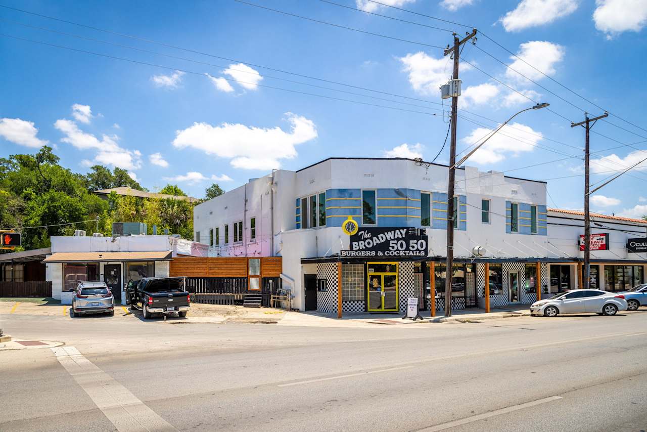 ICONIC Alamo Heights Commercial Property!