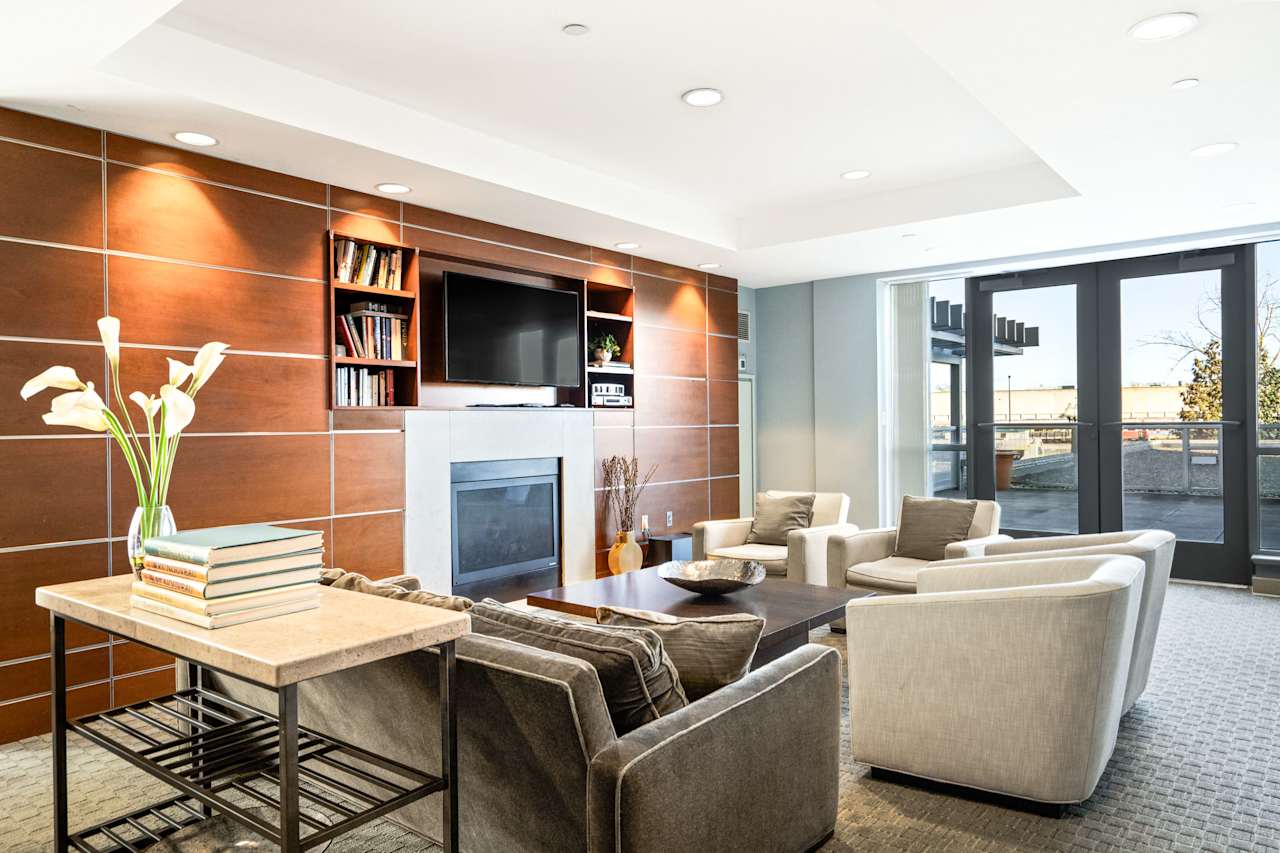 Spectacular River View Condo | Dana Schaefer Team